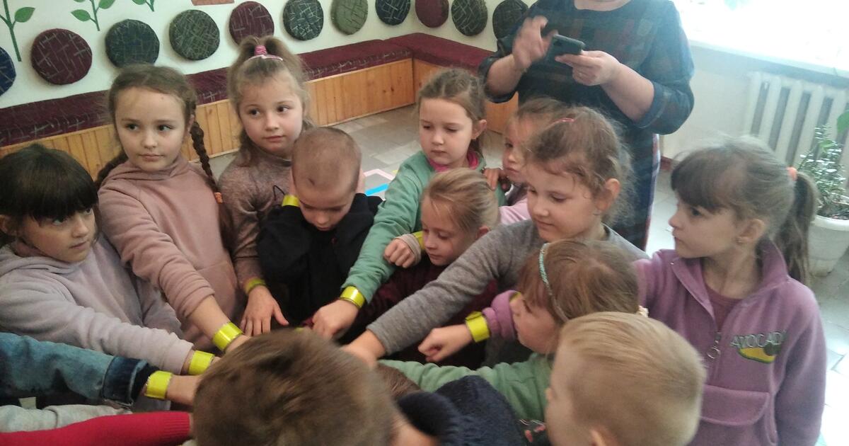 ЯДС. 2 клас. Тестова діагностична робота 4 "Спільнота" | Тест на 11 ...
